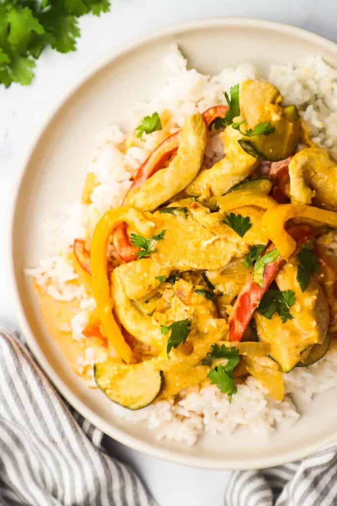 Thai Red Curry Chicken - homemestic.com