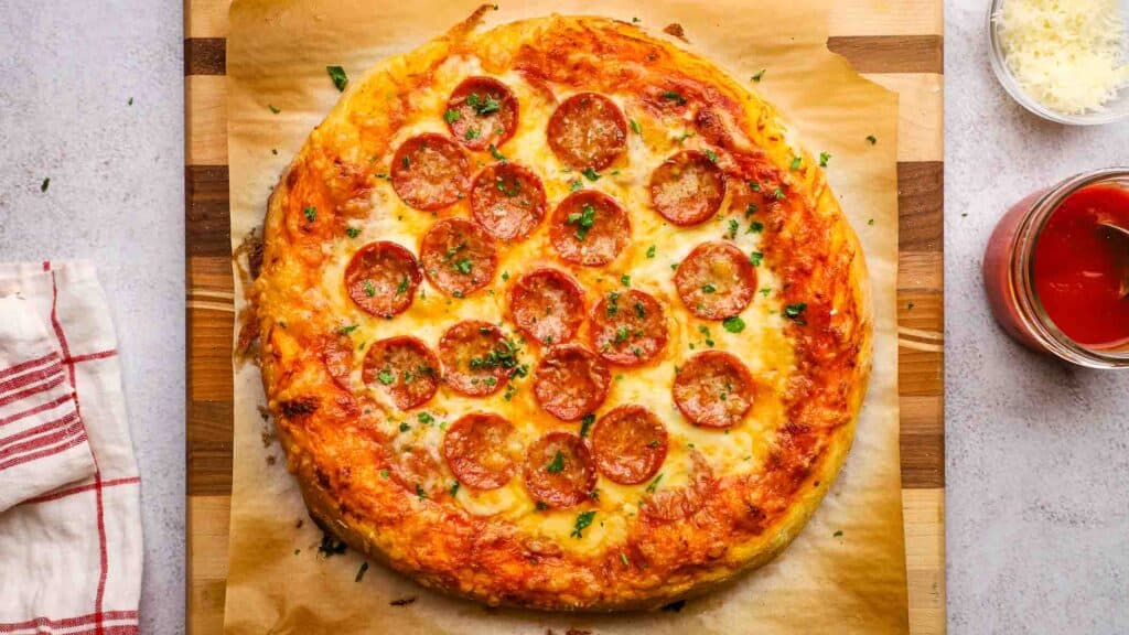 Thick Crust Pizza - homemestic.com