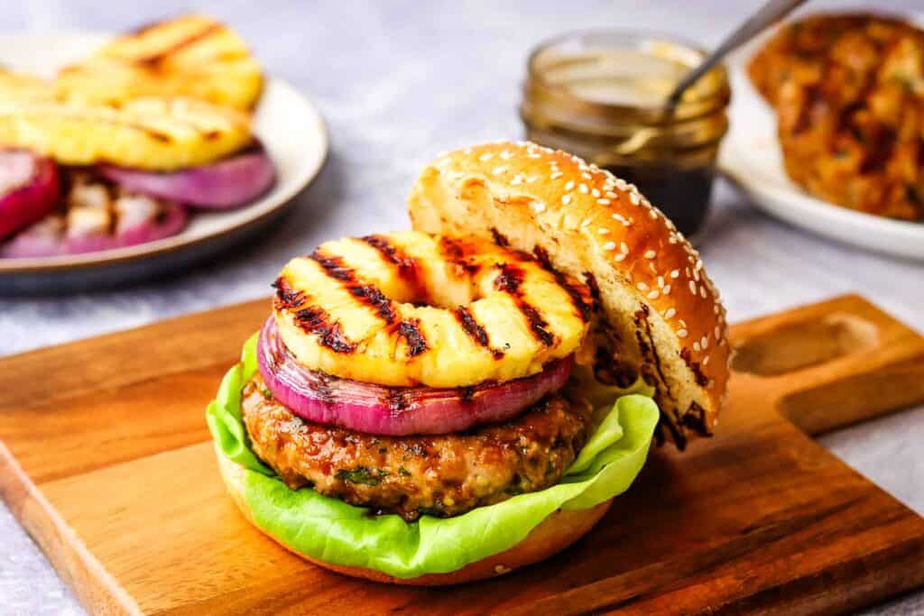 Chicken Teriyaki Burgers - homemestic.com
